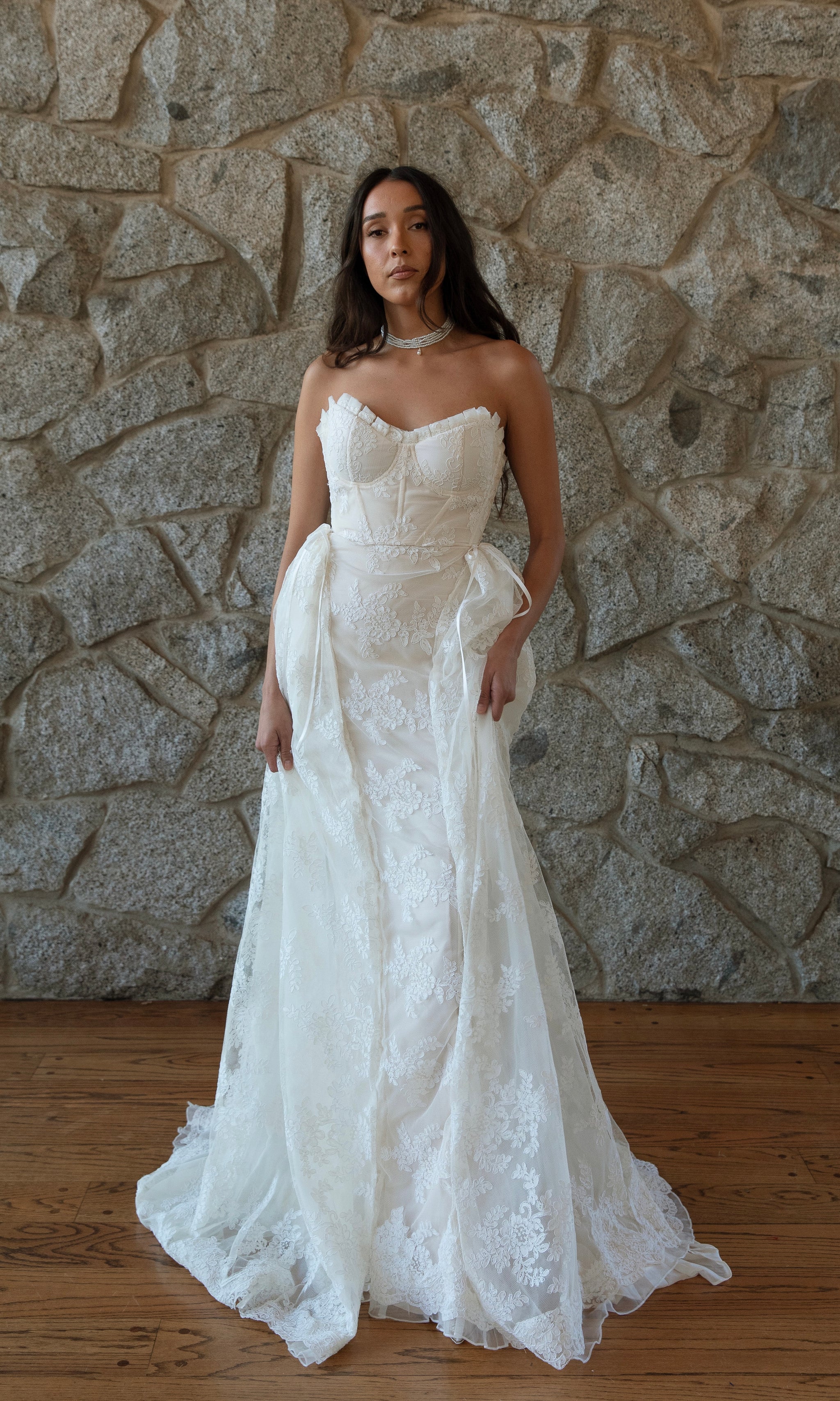 Classic Collections – Daughters of Simone